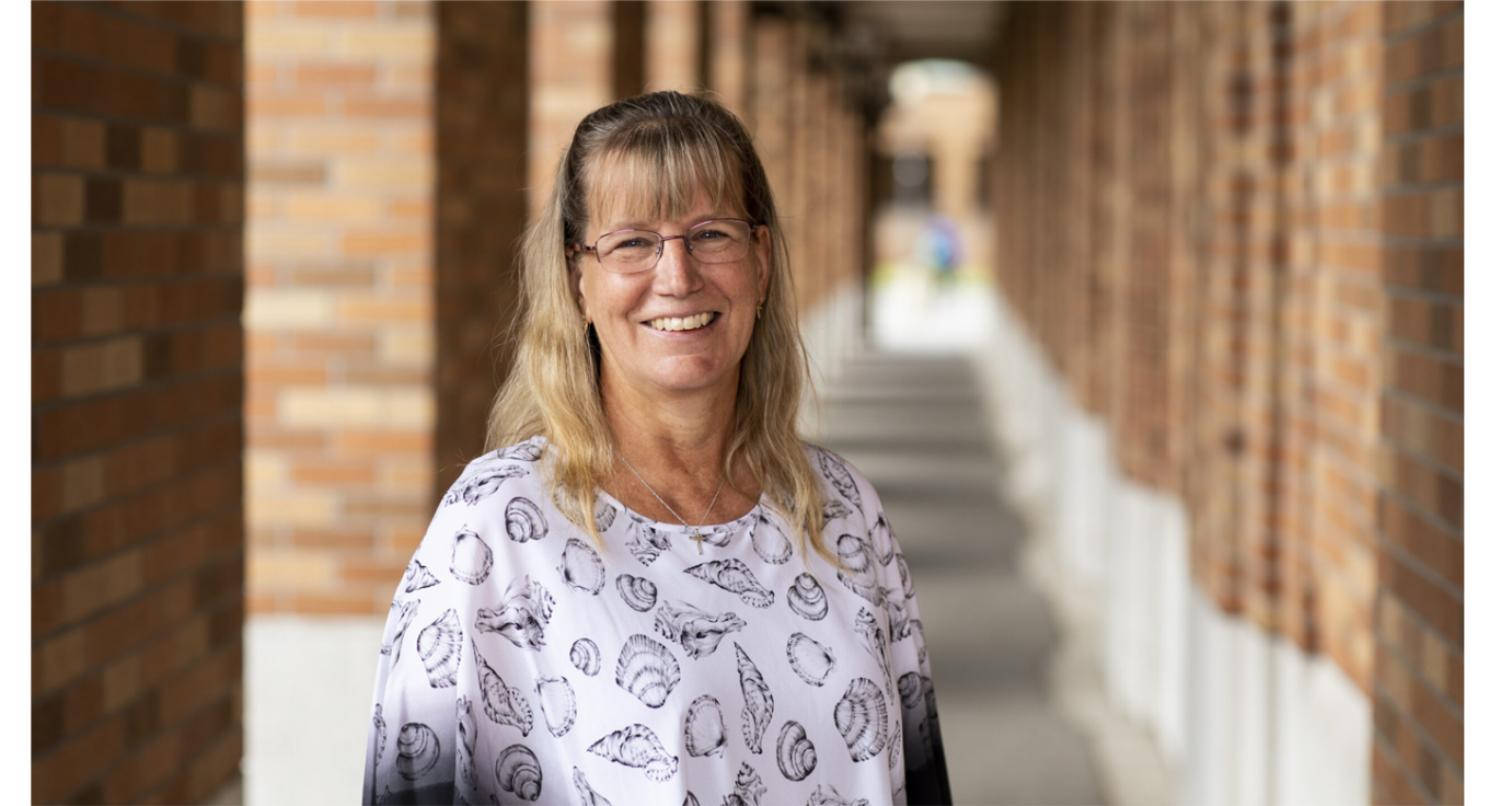 UW Department of Electrical & Computer Engineering