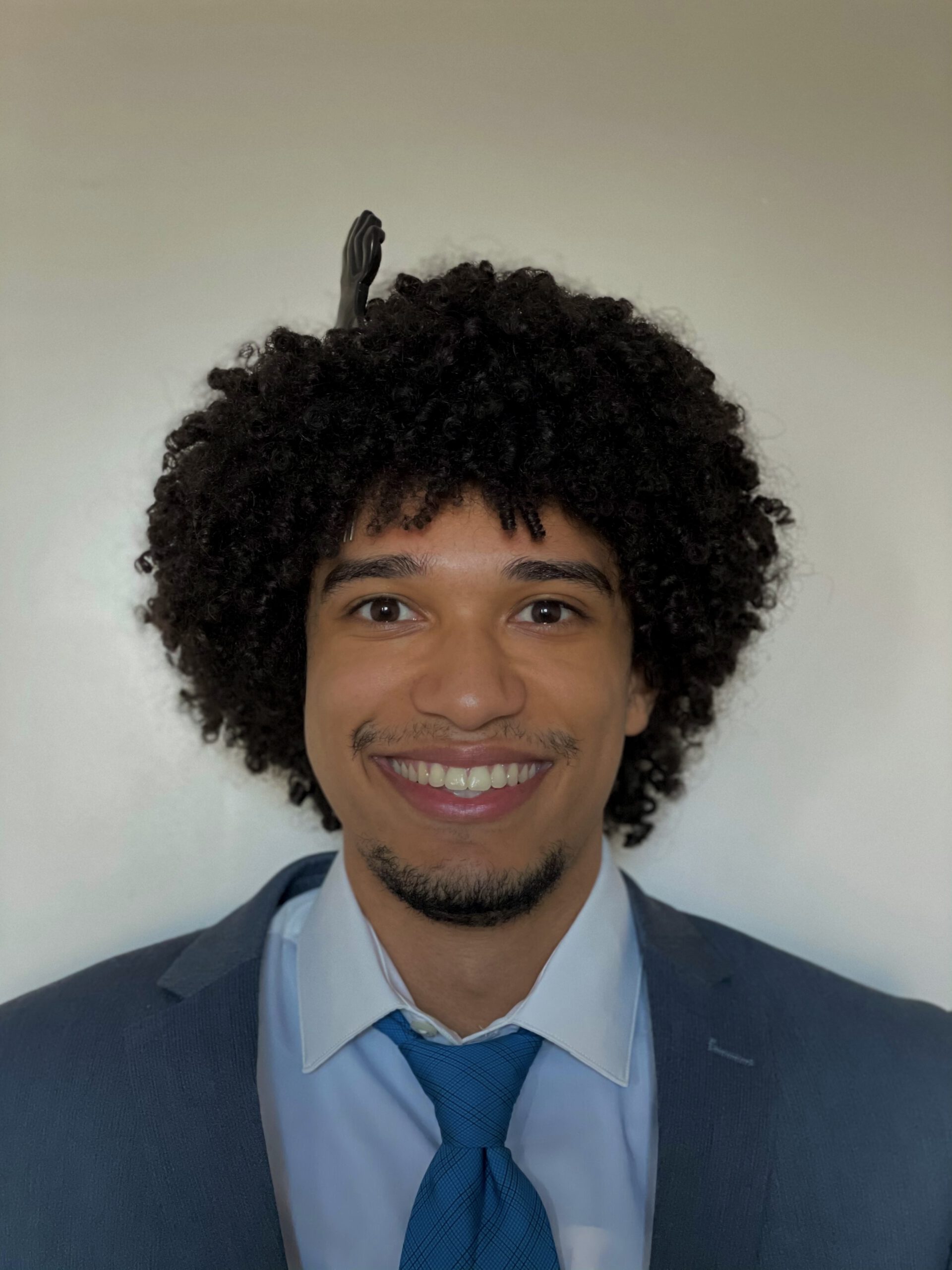 Kyle Johnson and Adhyyan Narang named UW + Amazon Science Hub inaugural ...