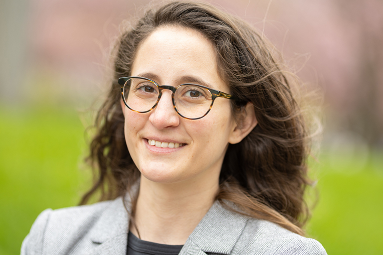 UW ECE Assistant Professor Sara Mouradian receives AFOSR YIP award for quantum computing ...