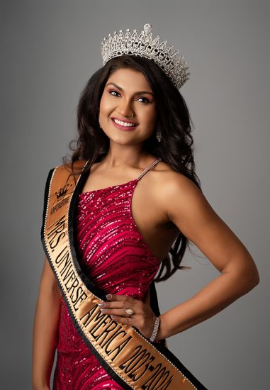Arpita Ghosh Dacy — tech leader, mentor, and Mrs. Universe America | UW Department of Electrical ...